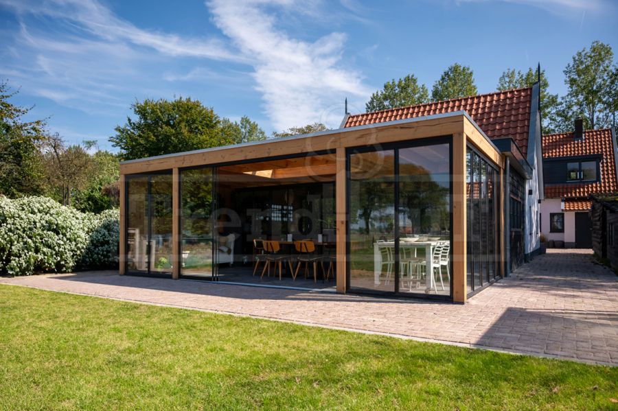 Trendhout Aanbouwveranda Modena 485x365 cm - model links | Van Kooten