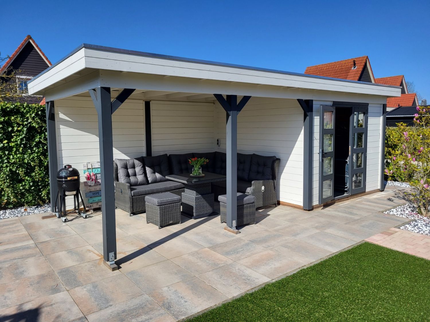 Prime Line blokhut 300x300 cm + luifel 400 cm + achterwand | Van Kooten