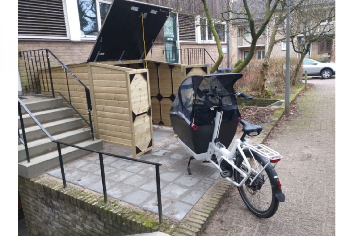 Berging met beweegbaar dak 150x154x301 cm | Van Kooten